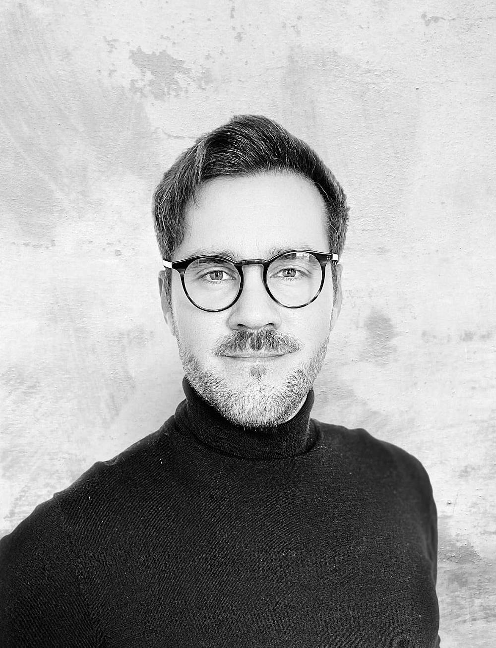 Milk Studio - Cases: Brand design